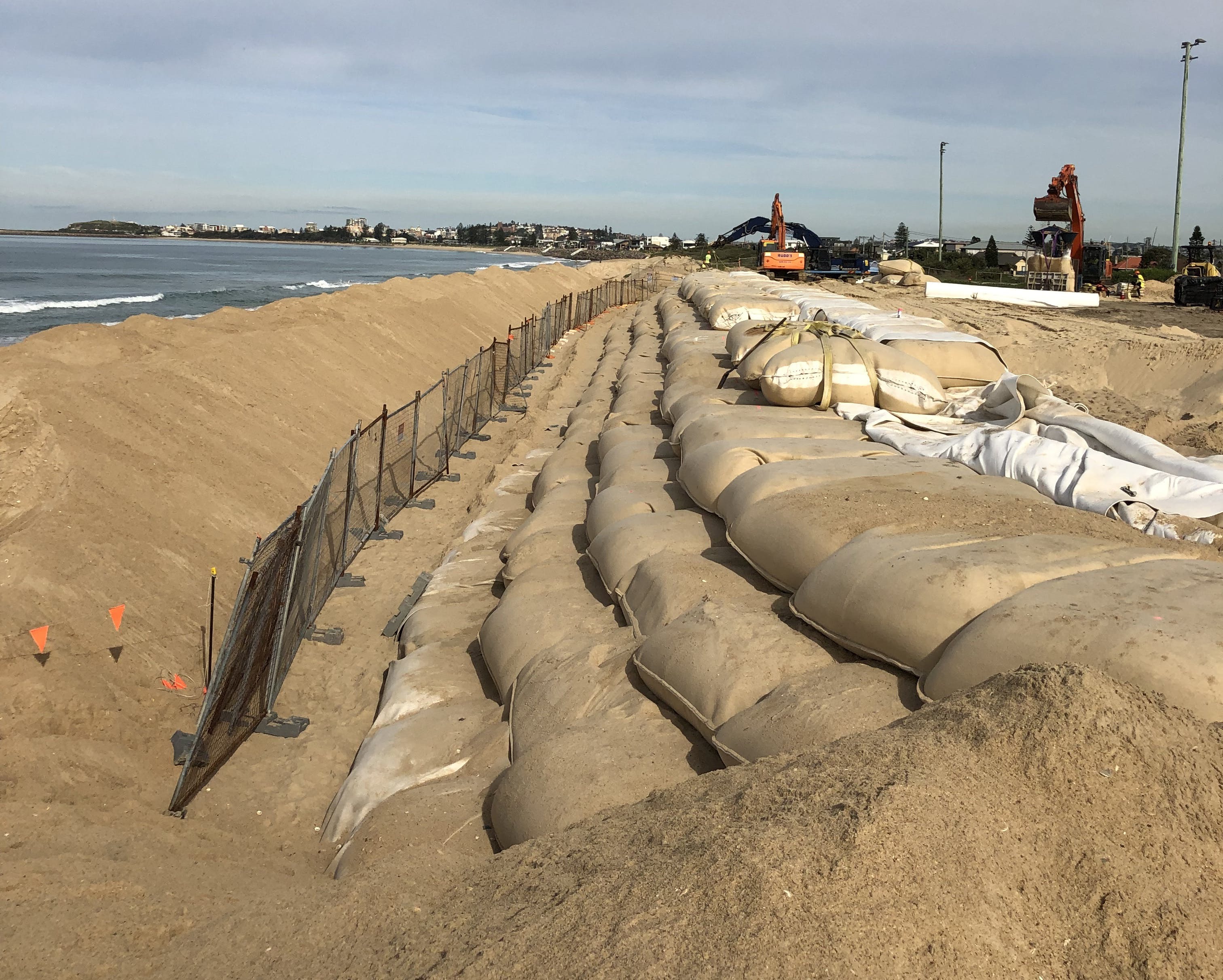 Work commences on sand container seawall at Stockton - Hunter Water